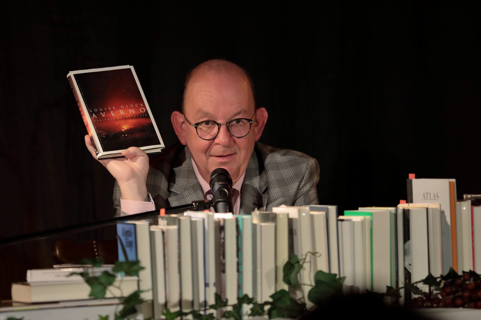 Denis Scheck „Literarische Neuerscheinungen“ - Kunst & Bühne